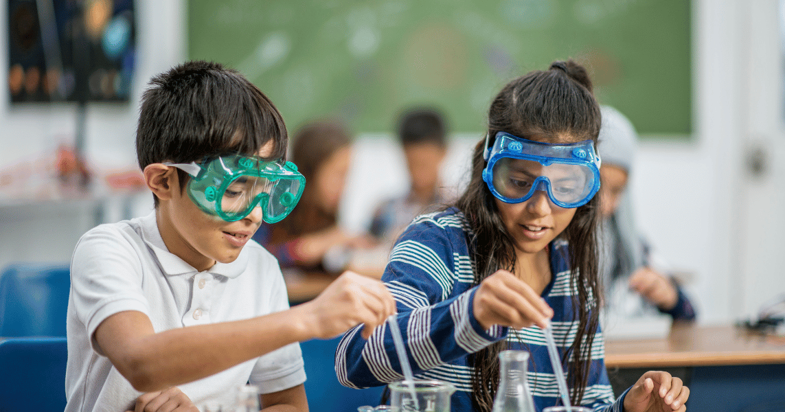 10 Benefits of Technology to Children | Twin Science